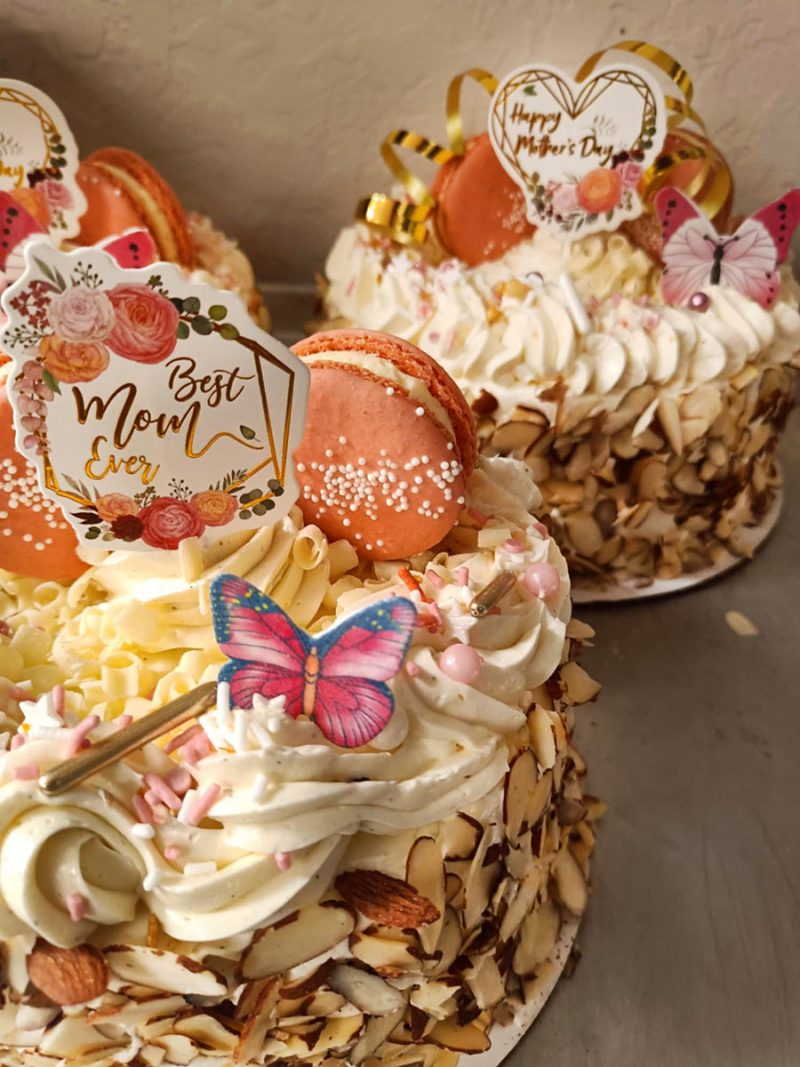 Gallery - It's A Divine Bakery in Cave Creek, Arizona